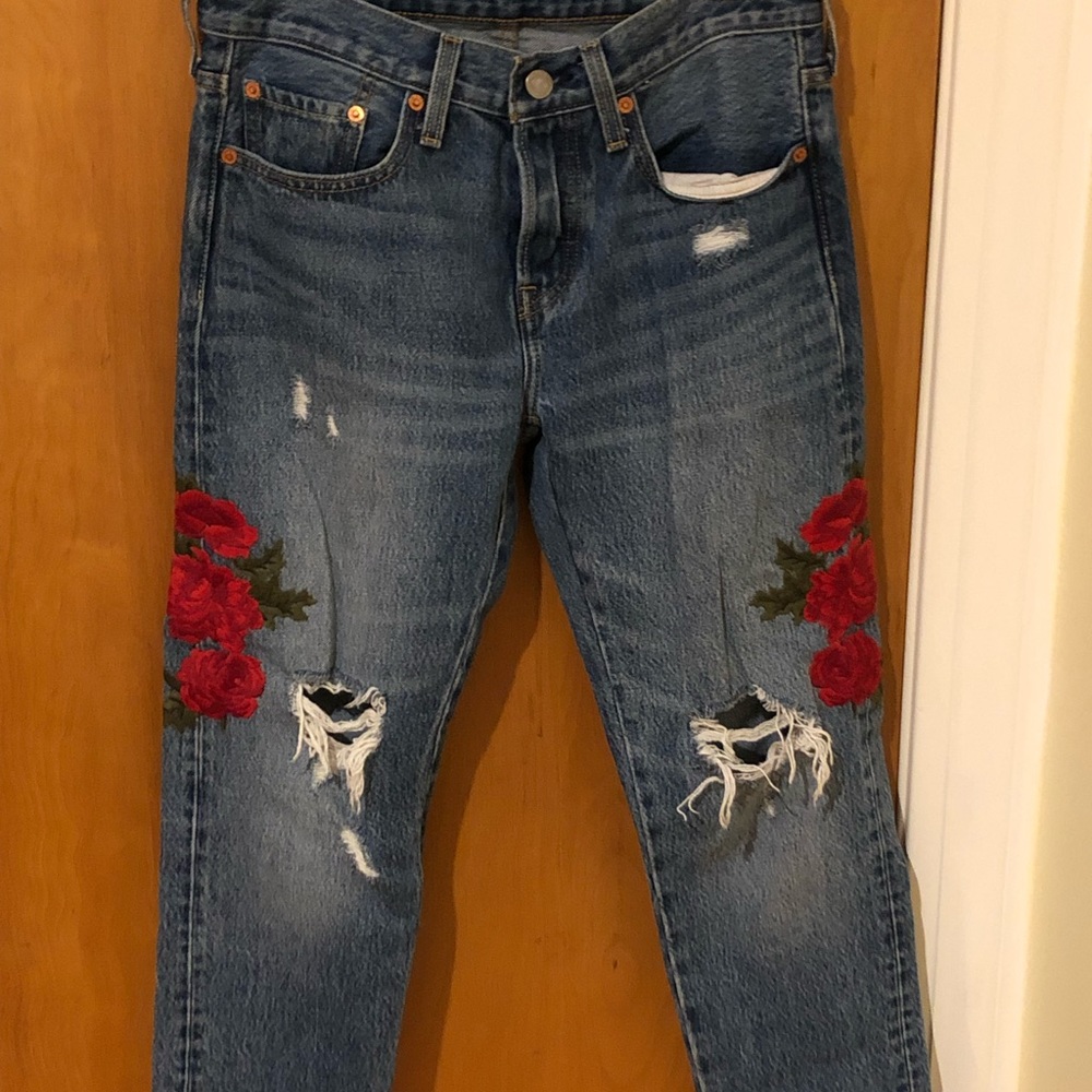 501 Levi Rose Ripped Jeans - Gem